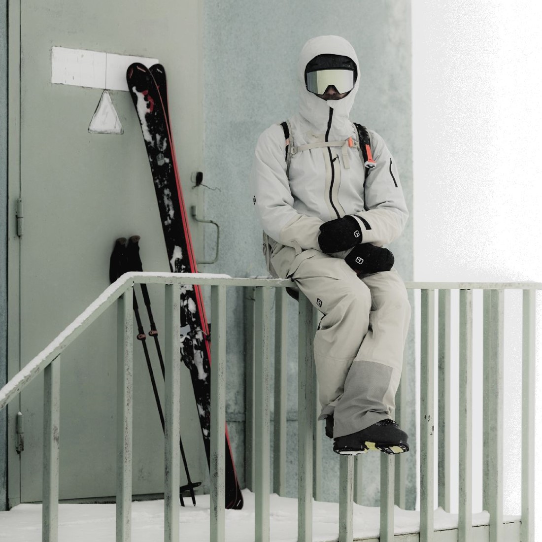 Ortovox Ravine Plus 3L Jacket M - Black Raven - S uw specialist in ...