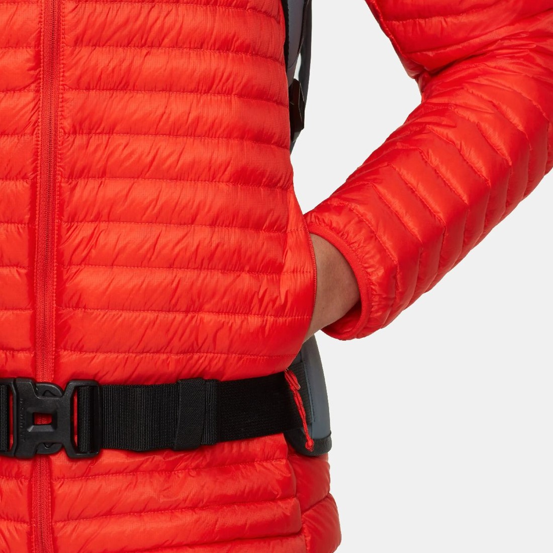 Mammut Broad Peak Light IN Hooded Jacket W - Mammut Red - S uw ...